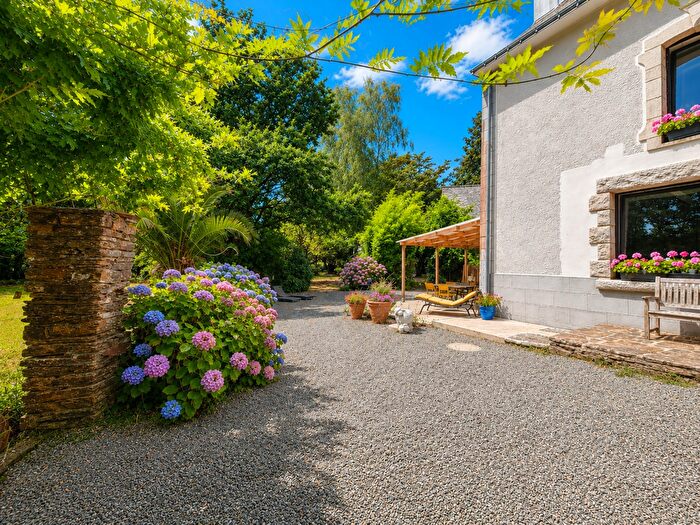 Le Trévoux : Maison 9 pièces à vendre