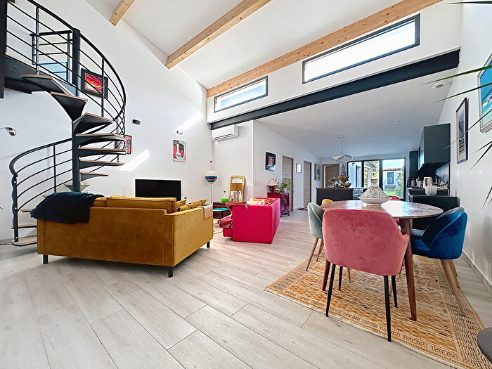 Maison à vendre - Rochefort, Faubourg Nord, Stade Philaudrie - 6 pièces - 4 chambres