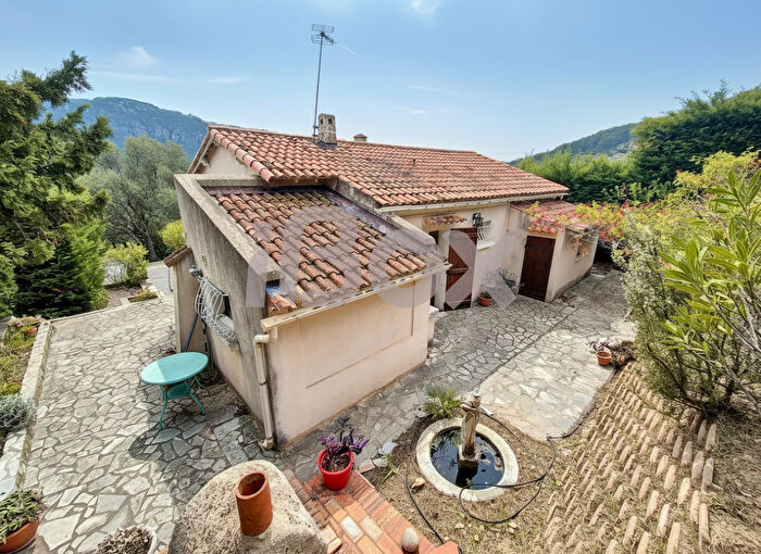 Maison à vendre - Le Revest-les-Eaux - 4 pièces - 3 chambres