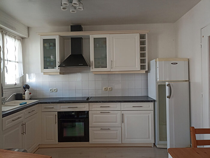 Neuilly-Plaisance, Eglise, Gare : Appartement 2 pièces à vendre