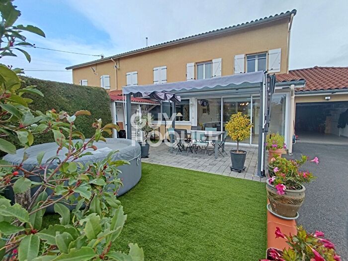 Maison à vendre - Savigneux - 5 pièces - 4 chambres