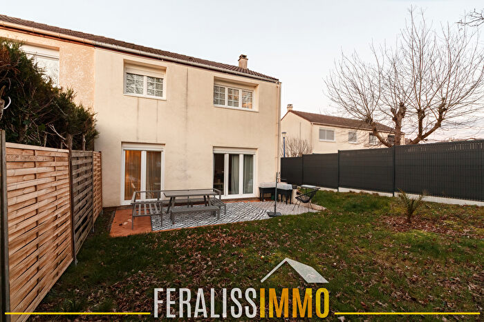 Maison à vendre - Menucourt - 4 pièces - 3 chambres