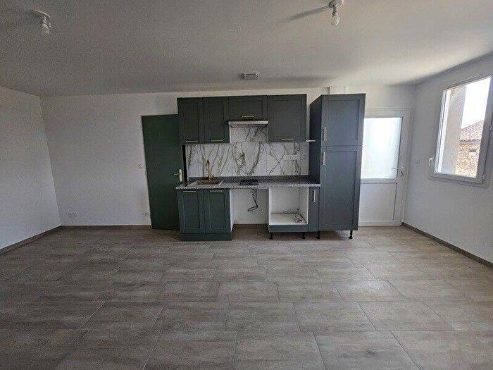 Appartement à louer - Etagnac - 1 pièce