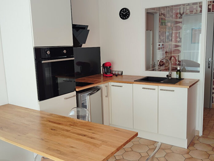 Appartement à louer - Poitiers, Couronneries - 4 pièces - 2 chambres