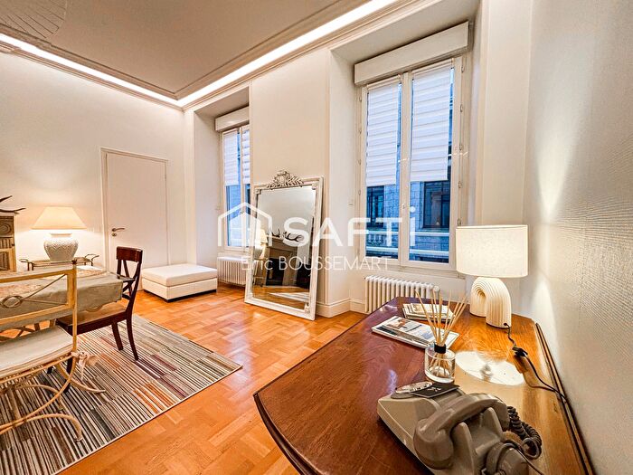 Appartement à vendre - Lorient, Centre-ville - 6 pièces - 4 chambres