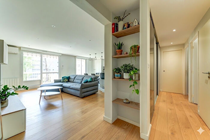 Appartement à vendre - Lyon e , Jean Macé - 4 pièces - 3 chambres