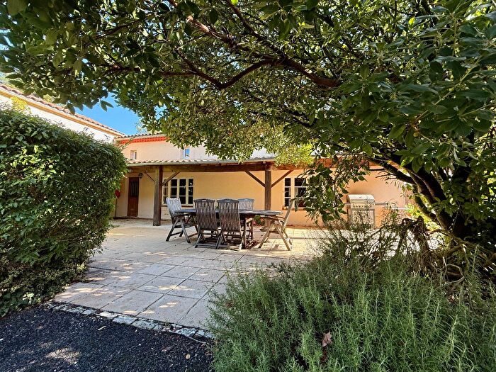 Maison 14 pièces à vendre - Vinax