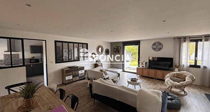 Maison à vendre - Niort, Sainte-Pezenne - 4 pièces - 3 chambres