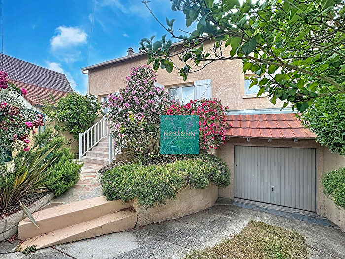 Maison 6 pièces à Le Plessis-Bouchard, à vendre