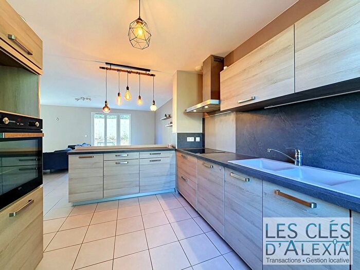 Communay - Maison 5 pièces à vendre