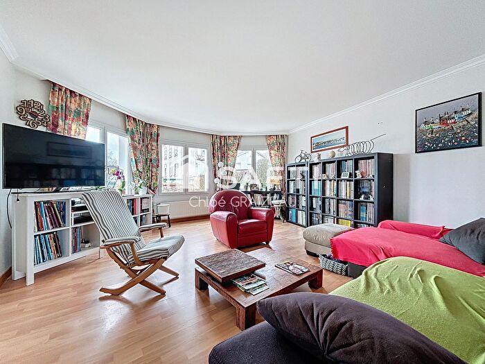 Maison à vendre - La Chapelle-Saint-Laurent - 6 pièces - 4 chambres