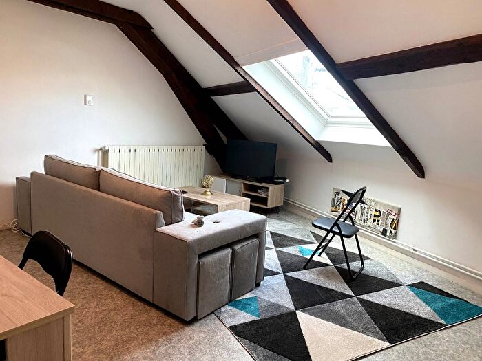 République-Manutention, Nevers : Appartement 3 pièces à louer