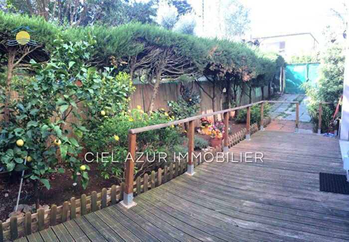 Appartement à vendre - Antibes, Antibes-les-Pins, Trianon, Le Fournel, Peyregoue - 1 pièce - 1 chambre