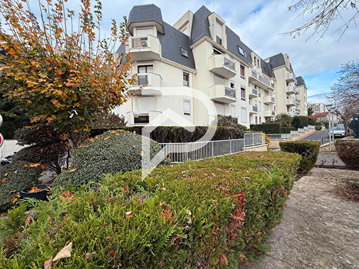 Appartement à vendre - Chatou, Nord - 2 pièces - 1 chambre