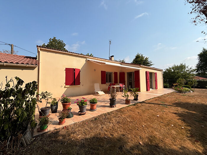 Saint-Julien-des-Landes - Maison 5 pièces à vendre
