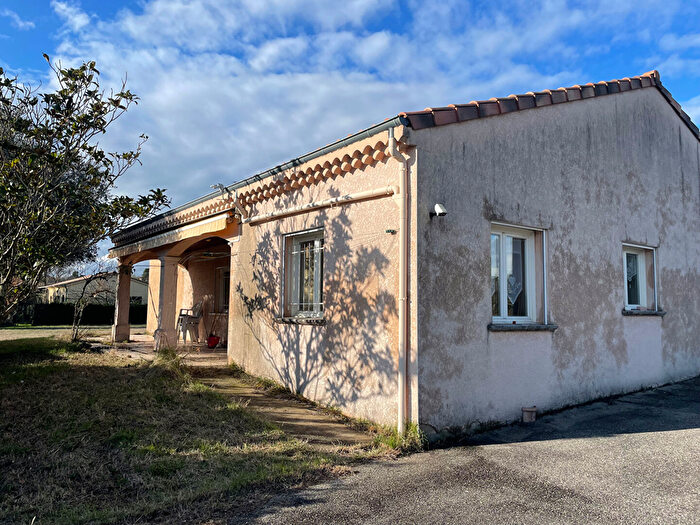 Maison à vendre - Montboucher-sur-Jabron - 5 pièces - 3 chambres