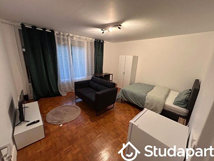 Appartement à louer - Centre Hospitalier, Pontoise - 1 pièce - 1 chambre