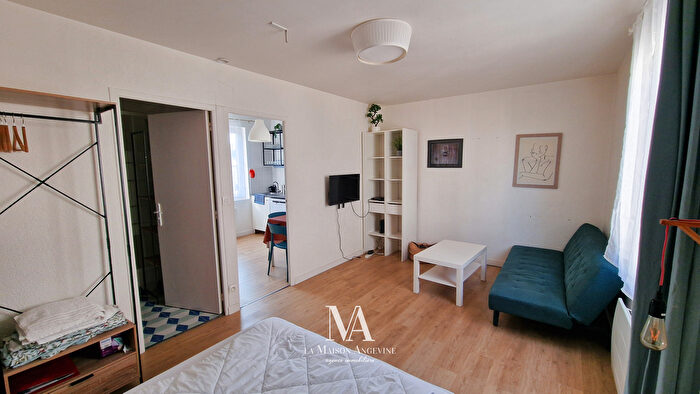 Appartement à louer - Angers, Doutre, Saint-Jacques - 2 pièces - 1 chambre