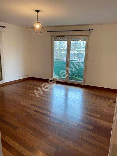 Appartement 3 pièces à Sud-Bords de Marne-Gambetta-Aulnoy, Chelles, à louer