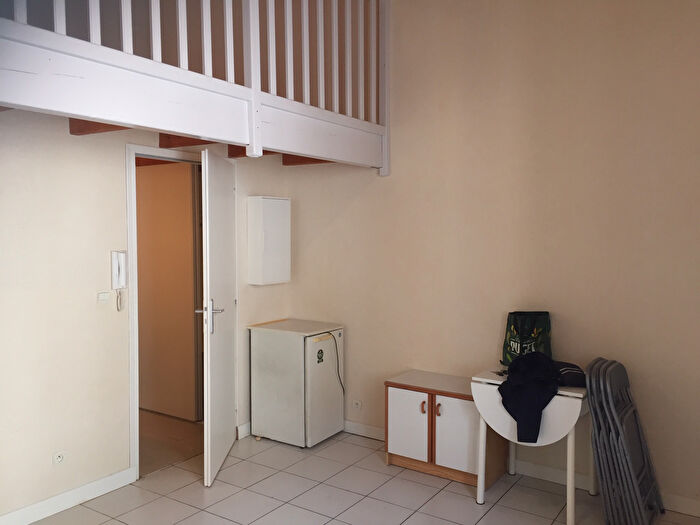 Appartement à louer - La Rochelle, Centre-ville, Vieux-port, Marché - 1 pièce