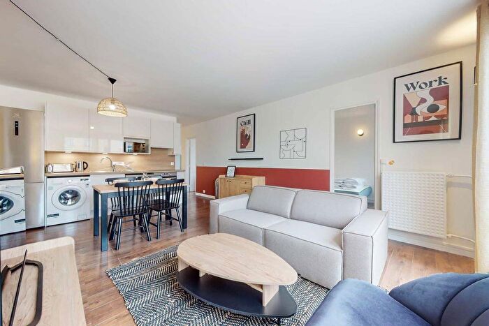 Appartement à louer - Hauts dAsnières-Argenteuil, Asnières-sur-Seine - 5 pièces - 4 chambres
