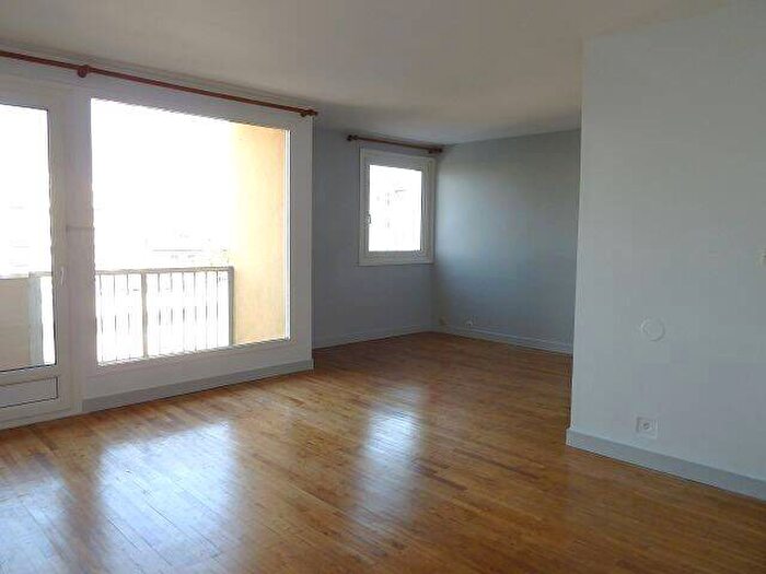 Appartement à louer - Tours - 3 pièces - 2 chambres