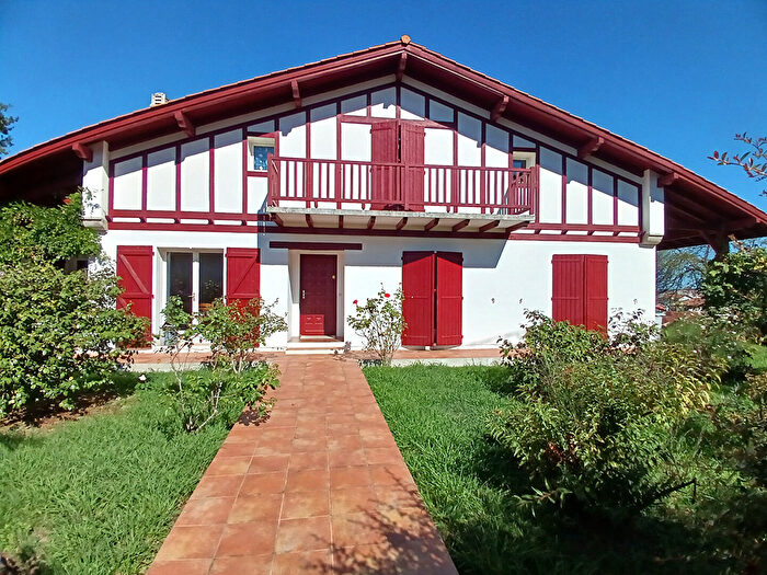 Ciboure : Maison 8 pièces à vendre