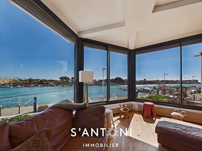 Maison à vendre - Agde, Le Grau dAgde - 7 pièces - 6 chambres