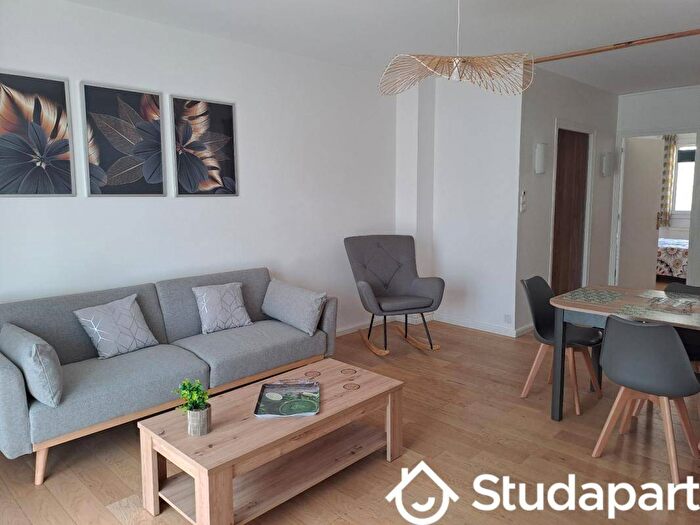 Appartement à louer - Allies-Clos dOr, Grenoble - 1 pièce - 1 chambre