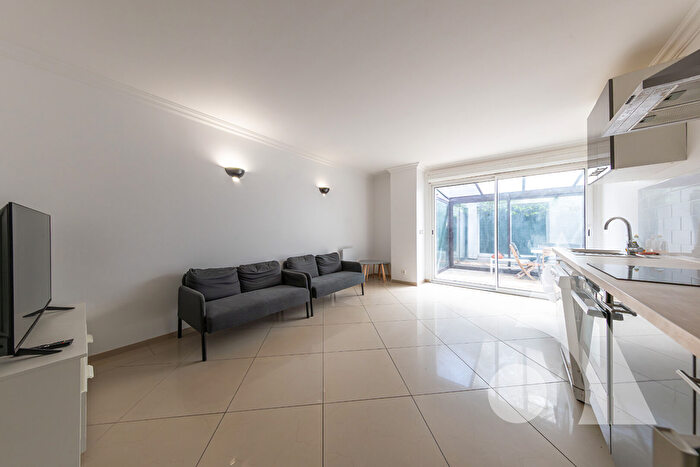 Évry, Les Pyramides - Appartement 6 pièces à louer