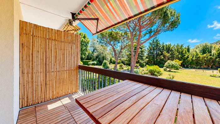 Plans, Villeneuve-Loubet : Appartement 3 pièces à louer