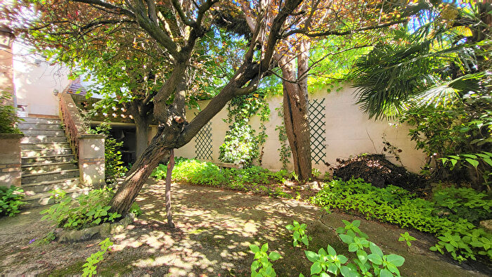 Maison à vendre - Le Pecq, Vignes, Benettes - 6 pièces - 4 chambres