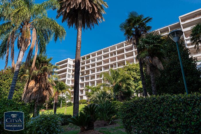 Appartement 4 pièces à vendre à Cannes, Californie Pezou