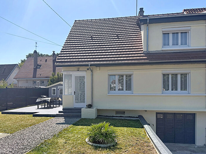 Maison 4 pièces à Sotteville-lès-Rouen, Henri Gadeau de Kerville, Quatre Mares, Stade, à vendre