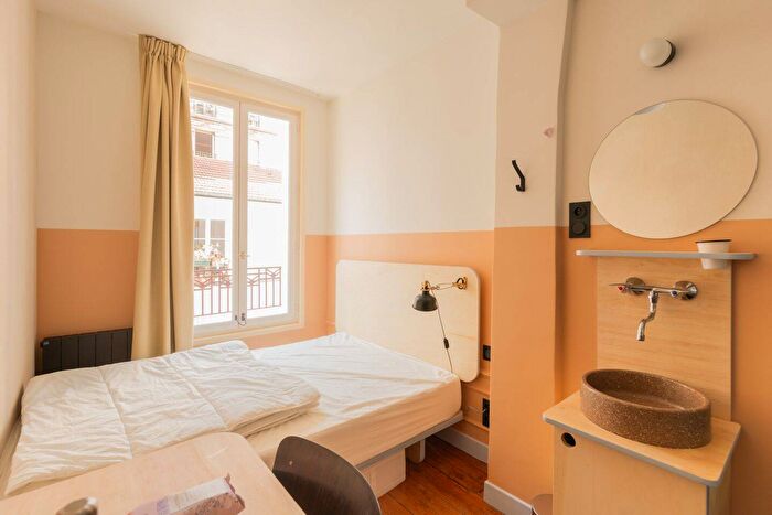 Appartement à louer - Didot-Porte de Vanves, Paris ème arrondissement - 6 pièces - 6 chambres