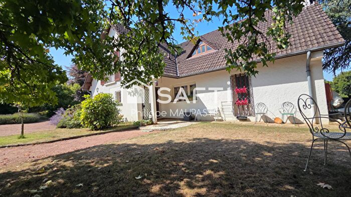 Maison à vendre - Prémery - 7 pièces - 4 chambres