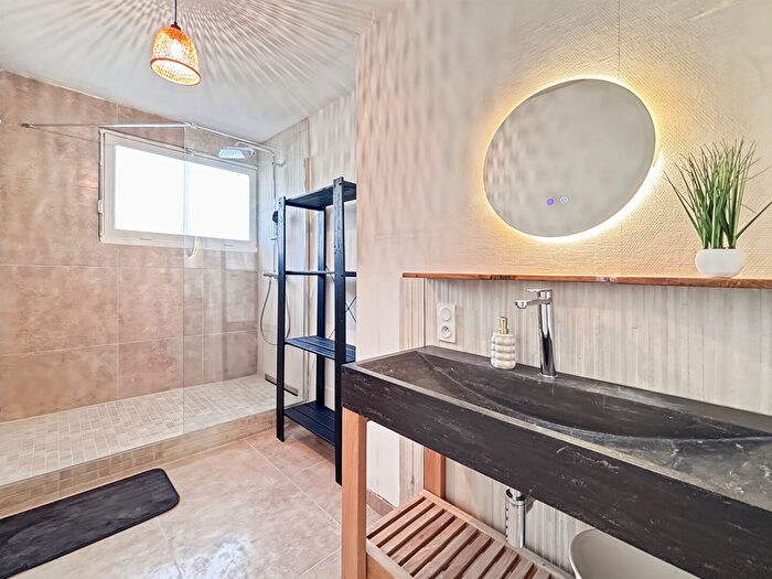 Quartiers Nord-Ouest, Villejean : Appartement 3 pièces à louer