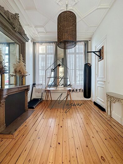 Appartement 4 pièces à Lille, Centre-ville, Euralille, à vendre