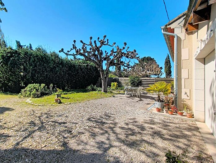 Maison à vendre - Sénas - 4 pièces - 2 chambres