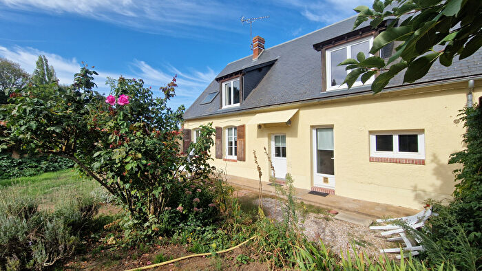 Maison 5 pièces à vendre à Néron