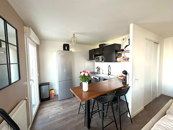 Appartement à louer - Bruges, Ausone, La Hutte, Le Grand Darnal - 2 pièces - 1 chambre