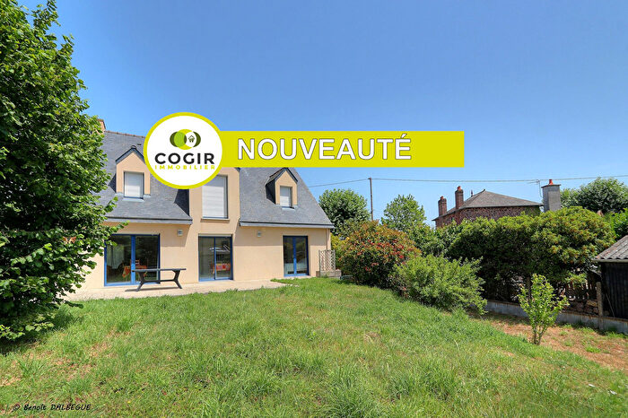 Maison 7 pièces à Montfort-sur-Meu, à vendre
