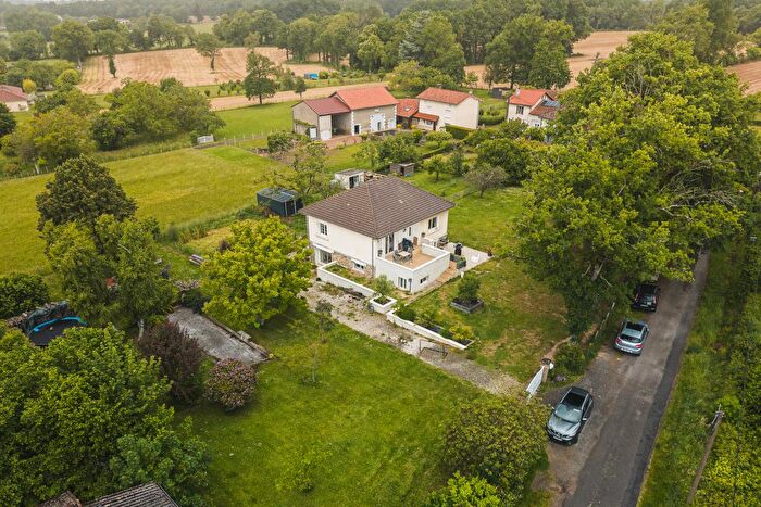 Rochechouart : Maison 4 pièces à vendre