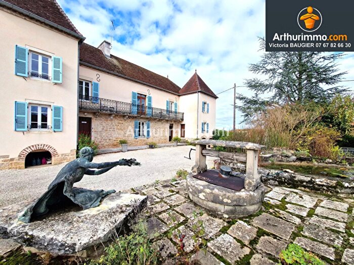 Maison à vendre - Savigny-en-Revermont - 10 pièces - 5 chambres