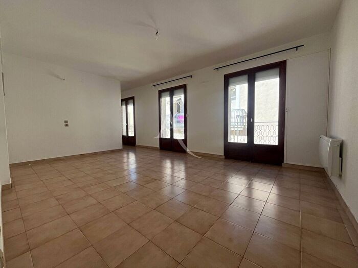 Appartement à louer - Village Thermal, Balaruc-les-Bains - 3 pièces - 2 chambres