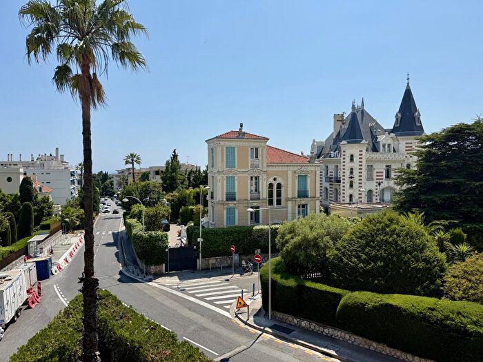 Appartement à vendre - Nice, Cimiez - 4 pièces