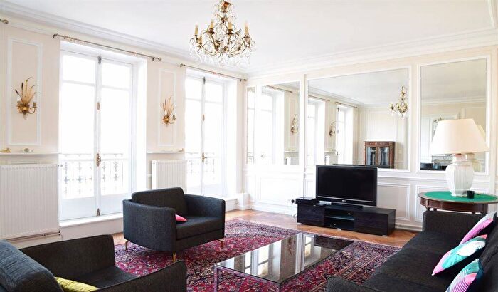 Paris 16ème arrondissement - Appartement 5 pièces à louer