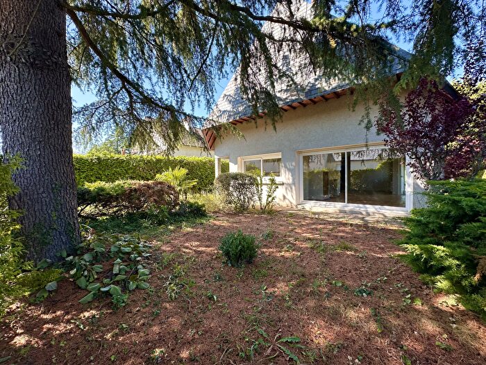 Olivet, Centre-ville : Maison 7 pièces à vendre