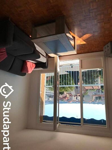 Appartement à louer - Cusset, Villeurbanne - 1 pièce - 2 chambres