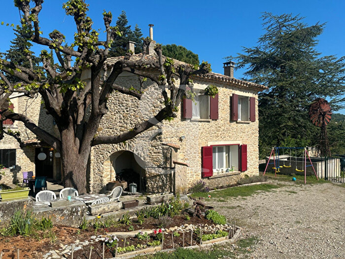 Maison à vendre - Vaison-la-Romaine - 6 pièces - 4 chambres